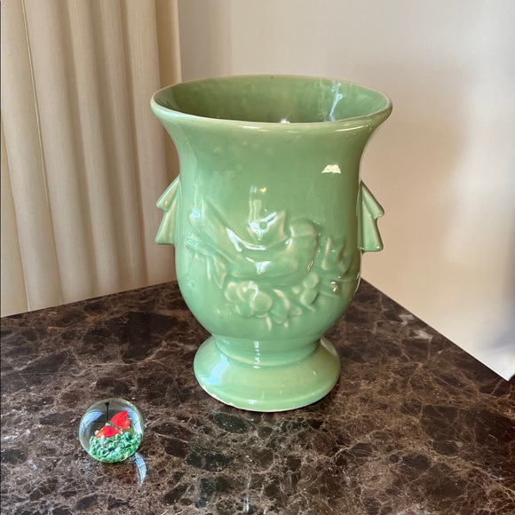 Mccoy | Accents | Vtg Mccoy Art Pottery Bird And Berries Green Handled ...